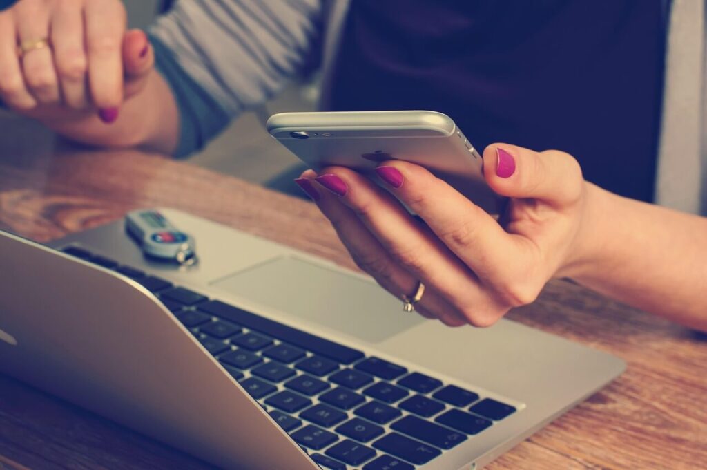 Ultimate 6 Apps Teens Should Use to Manage Their Money - Teen Money